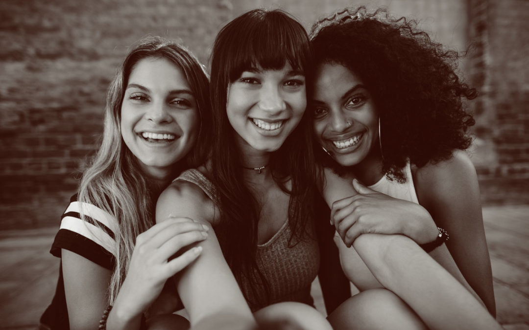 Women: let’s make a pact about friendships - Care to Change